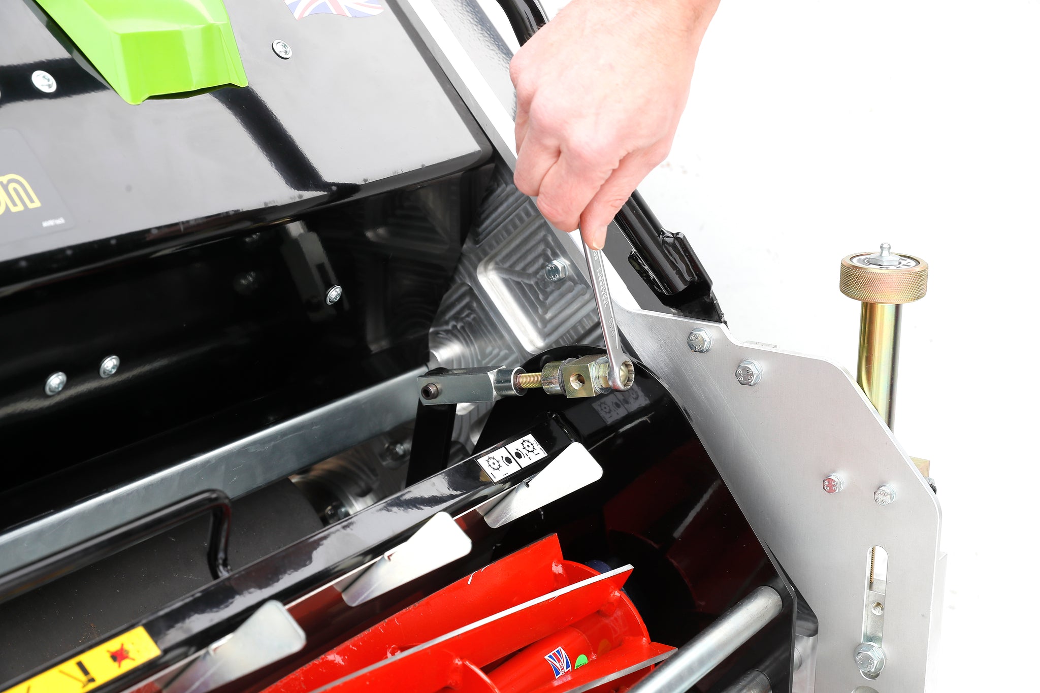 C34 Evolution Mk2 – Battery-Powered Professional Cylinder Mower with I ...