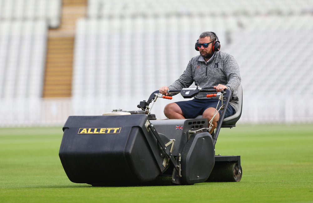 Allett Regal 42 Cylinder Mower – ALLETT